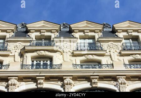 Architecture of Paris France. Facade of a traditional apartment ...
