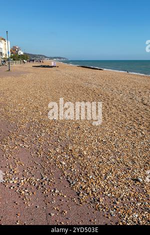 Beach shingle washed up by stormy seas on to Marine Parade, Hythe Stock ...
