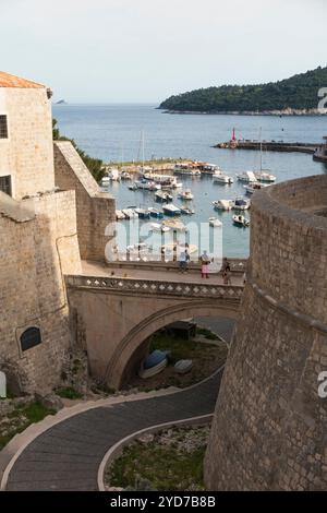 Revelin bridge leading from the main Eastern side entrance through ...
