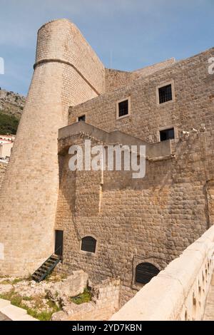 Fort Revelin and Ploce Gate seen from city walls, Dubrovnik, Dubrovnik ...