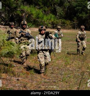 Soldiers of 9th Brigade Engineer Battalion, 2nd Armored Brigade Combat ...