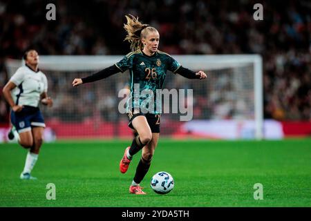 Vivien Endemann (Deutschland, #26) am Ball, GER, Deutschland vs Italien ...