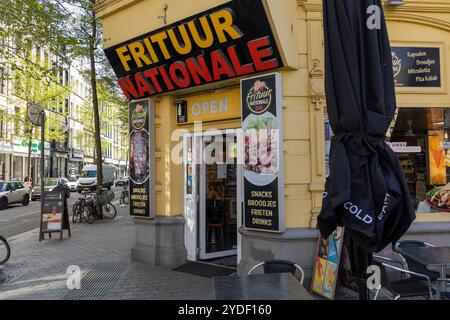 Frituur Nationale snackbar. A fastfood snackbar for frites, drinks ...