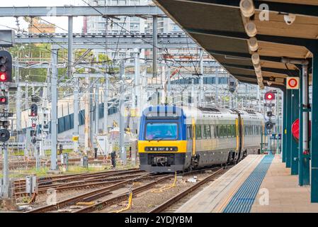 Endeavour Set locomotive 2857 pulling passenger carriages, arriving at ...