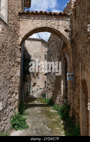 A street between the old houses of Alvito in Lazio, Italy Stock Photo ...
