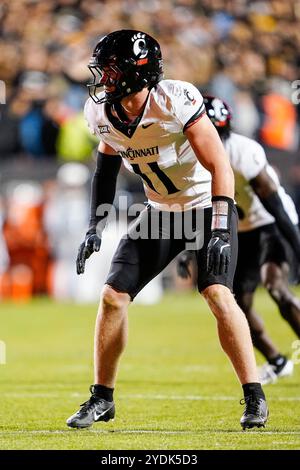 Cincinnati Bearcats linebacker Jake Golday (11) walks off the field ...