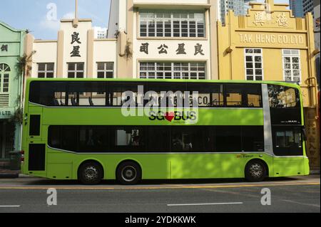 Singapore bus stop signs Stock Photo - Alamy