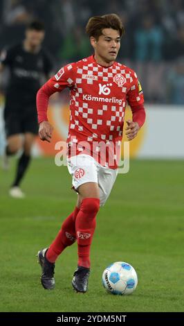 Kaishu Sano fotografiert beim Fußball Bundesliga Spiel Mainz 05 gegen ...
