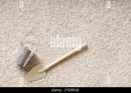 Miniature bucket and shovel Stock Photo - Alamy