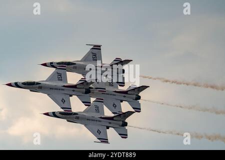 The U.S. Air Force Thunderbirds headlined the Atlanta Air Show on ...