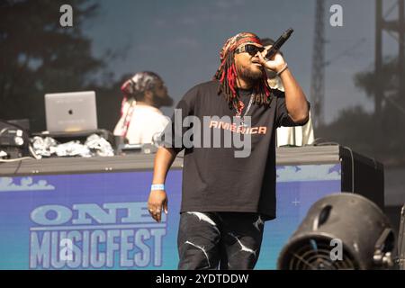 Leon Thomas performs during the One Musicfest held in Piedmont Park in ...