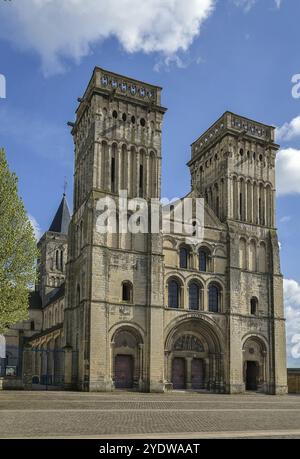 The Church of Sainte-Trinité in Caen is a prime example of Norman ...