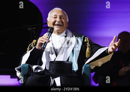 Milan, The awarding of the Honorary Master in Publishing and Music ...