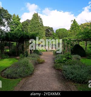 Garden of Remembrance, Henrietta Park - Henrietta Gardens - Bath ...