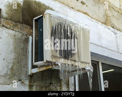 Air Conditioner Heat Exchanger Covered for Winter Stock Photo - Alamy