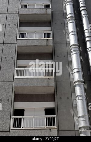 A balcony-equipped loading entrance on each floor of the building and ...