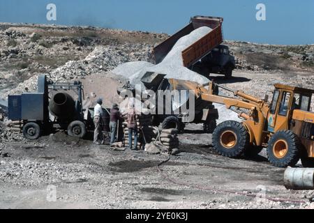 Lebanon War 1982 / Lebanonwar 82 - Beirut -IDF / Israeli Armored ...