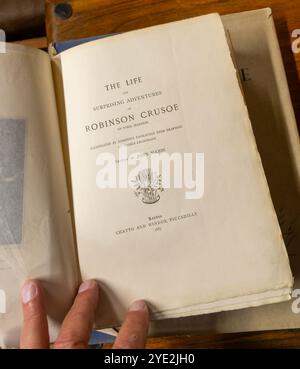 Vintage illustrations of the novel Robinson Crusoe by Daniel Defoe ...