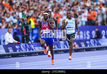 Letsile Tebogo winning in the 200 meters at the Paris 2024 Olympic ...