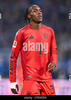 BOCHUM - (l-r) Matthys Tel of FC Bayern Munchen, FC Bayern Munchen ...