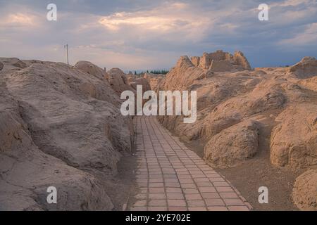 Walkway through Ancient Silk Road City of Jiaohe in Turpan, Xinjiang ...