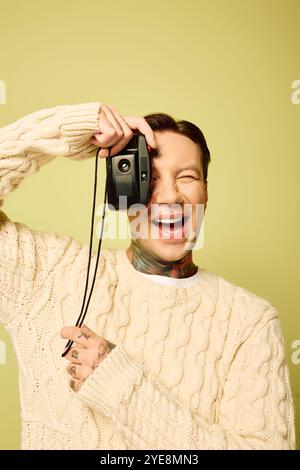 Young man smiling widely in his dental dams Stock Photo - Alamy