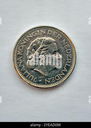 Money coin, 1 guilder, Netherlands Stock Photo - Alamy