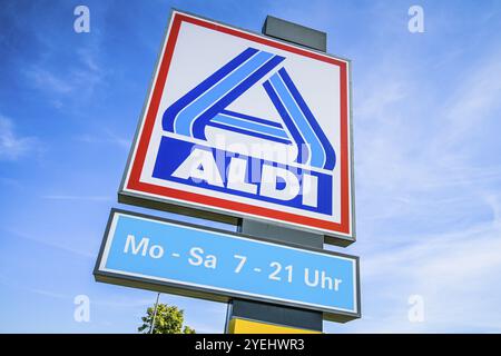 Aldi Nord, sign, advertising, logo Stock Photo - Alamy