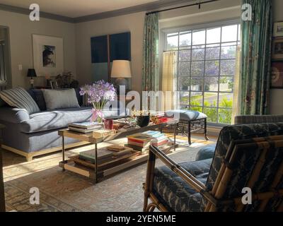 seating area in living room Stock Photo - Alamy