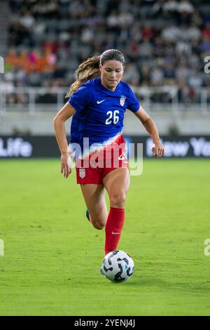 United States forward Emma Sears (19) advances the ball during the ...