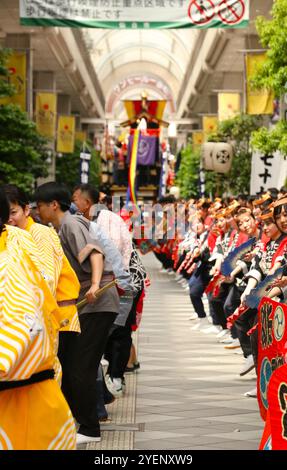 Dancers of Sendai Suzume, Sparrow festival of Miyagi Prefecture ...