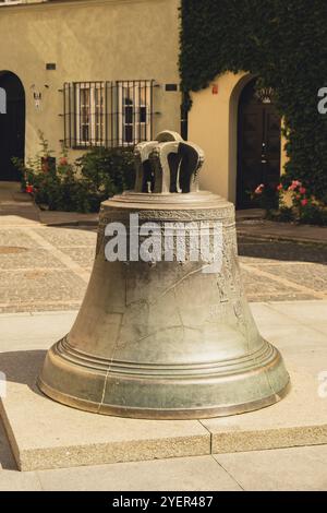 The Wishing Bell in Warsaw old Town, Poland Stock Photo - Alamy