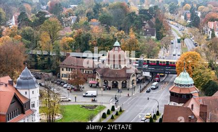 Drohnenansicht vom Mexikoplatz in Berlin Zehlendorf am 5. Januar 2026 ...