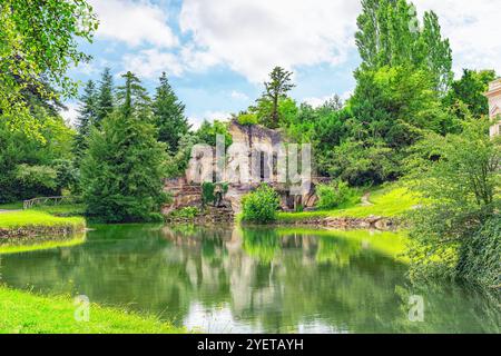 Grotto of Apollo in Petit Trianon-beautiful Garden in a Famous Palace ...