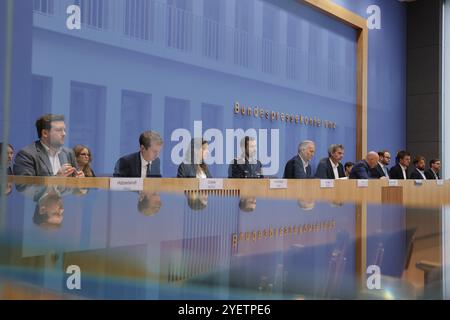 Deutschland, Berlin, Bundespressekonferenz, Thema ...