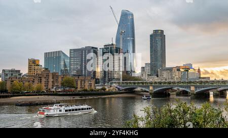 Westerly View of Bankside and River Thames from Millennium Bridge ...