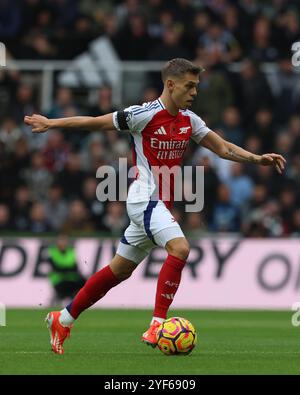 Leandro Trossard Of Arsenal in action against Kyle Walker Of Burnley ...