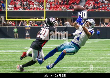 Atlanta Falcons cornerback Dee Alford (20) works during the first half ...