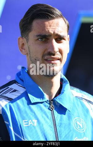 Napoli, Italy, 1 November,2025 Alex Valle of Como 1907 look on during ...
