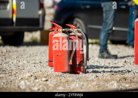 Gas extinguishing pipeline nozzle for fire suppression. Safety ...