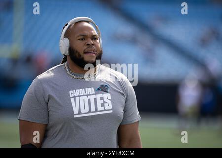 Carolina Panthers guard Robert Hunt (50) protects the pocket during an ...