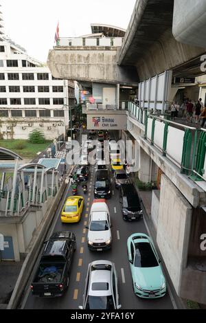 Chit Lom BTS Skytrain station above Phloen Chit Road in central Bangkok ...