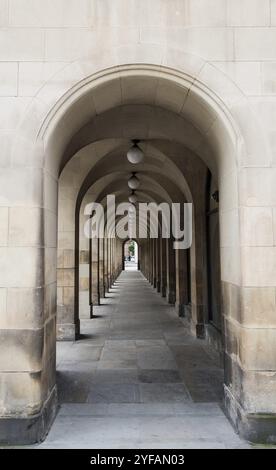 Manchester library archway with arch columns Stock Photo - Alamy