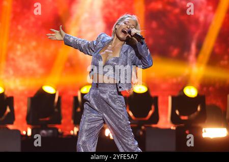 Saengerin Michelle - Aufzeichnung ARD Show Die Beatrice Egli Show im ...