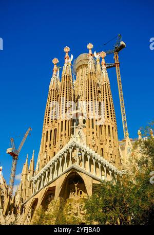 BARCELONA, SPAIN - October 3, 2024: The Sagrada Fam lia, Antoni Gaudis ...