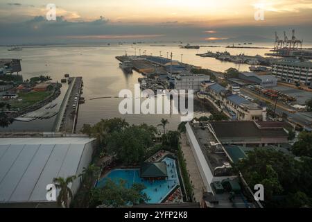 Nov 1, 2024 Beautiful Sunset at Manila Ship Port in Manila Bay, Manila ...