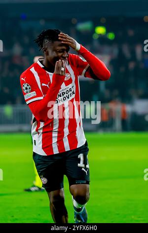 EINDHOVEN - Johan Bakayoko of PSV Eindhoven celebrates 1-0 during the ...