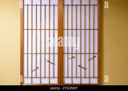 Round windows in Japanese-style rooms Stock Photo - Alamy