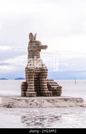 Colchani salt sculptures, Uyuni, Bolivia, South America Stock Photo - Alamy