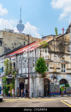 Scenic facades of old buildings at Chinatown, Kuala Lumpur Stock Photo ...